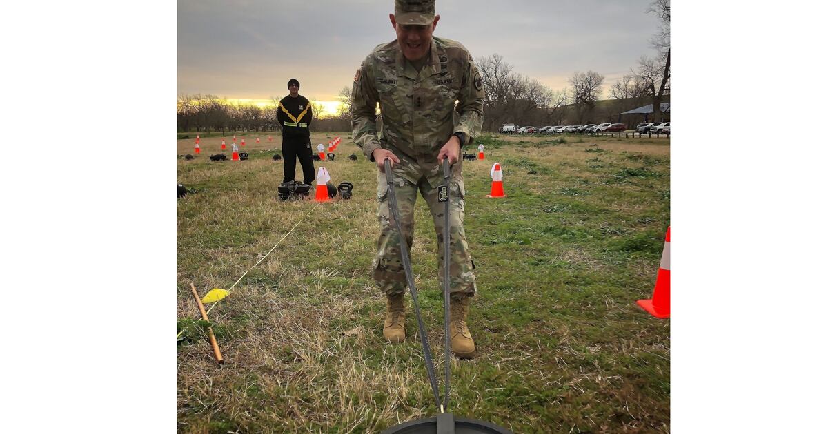 Army Reserve chief: Manning, fitness test challenges are under control