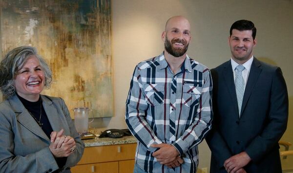 Pardoned ex-soldier initially didn’t take White House call