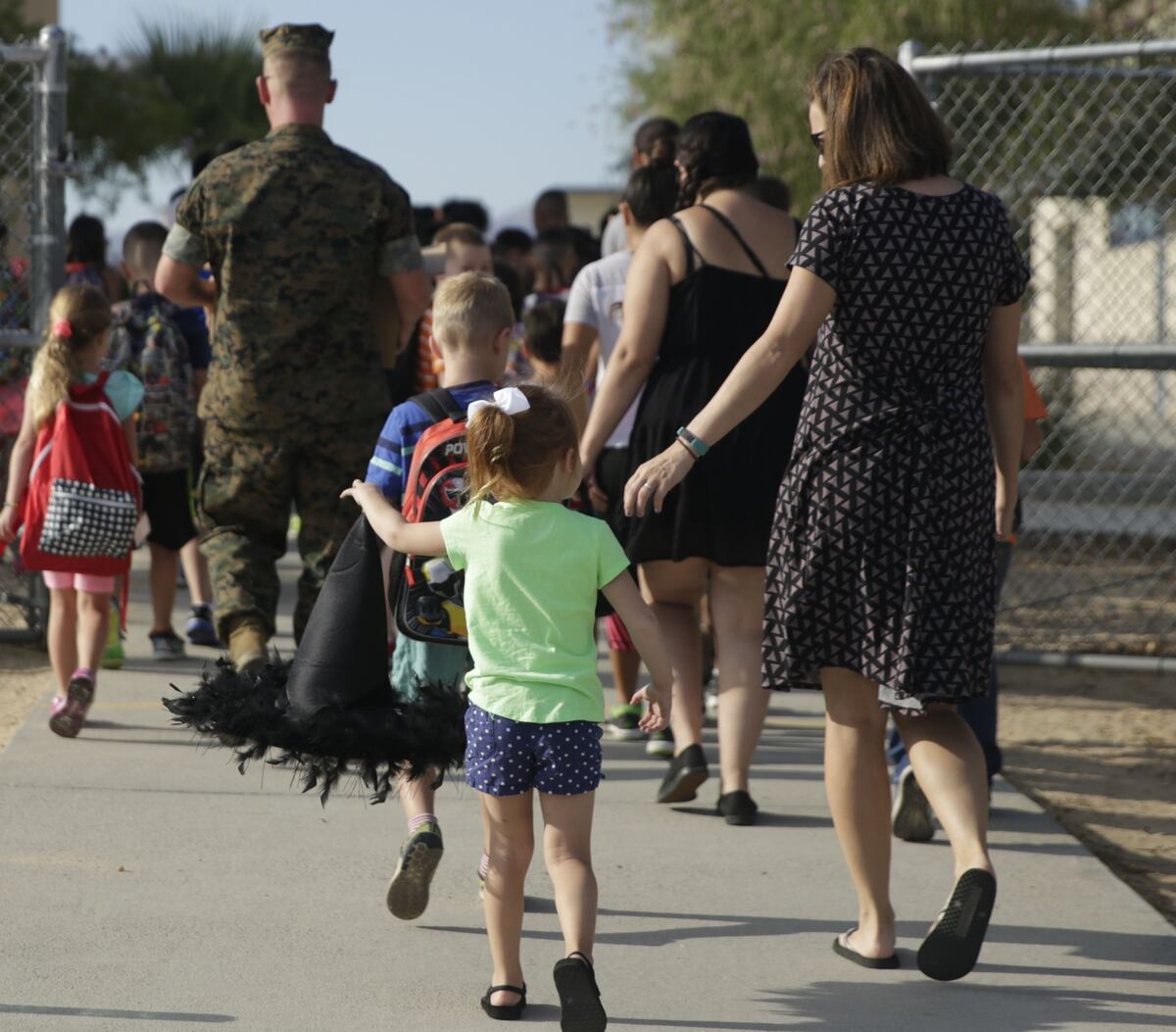 DoD family panel wants more help for military kids moving to new schools