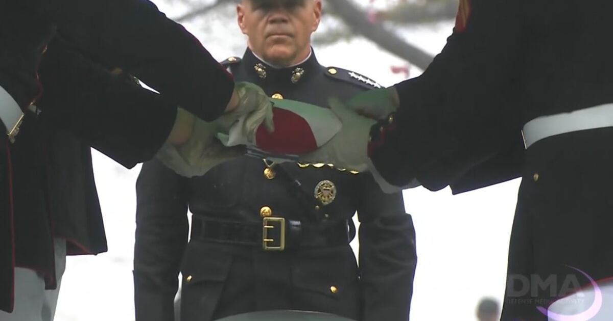 Top Marine bids Godspeed to John Glenn