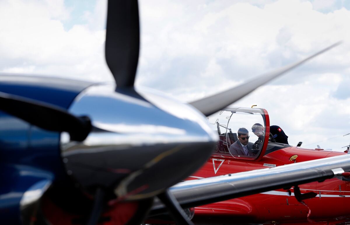 Swiss Plane Maker Logs Almost $300 Million in Orders for Training Aircraft