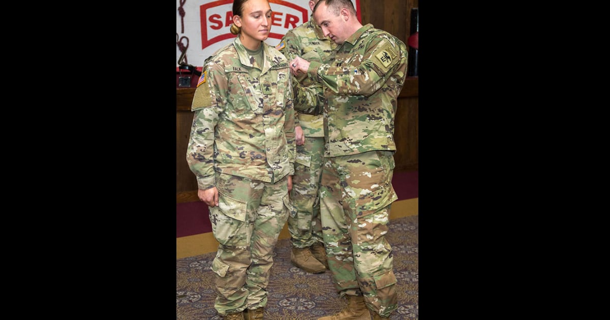 First enlisted woman earns her Sapper tab