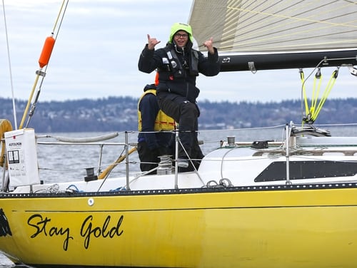 Navy officer, 35, dies in off-duty diving mishap