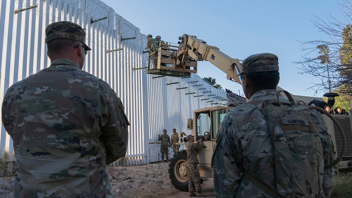 Pentagon extends border deployment for active duty troops through September