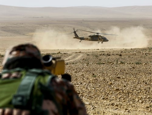 Thousands of US troops and Marines arrive in Jordan