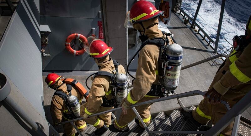 Are the Navy’s safety boots unsafe?