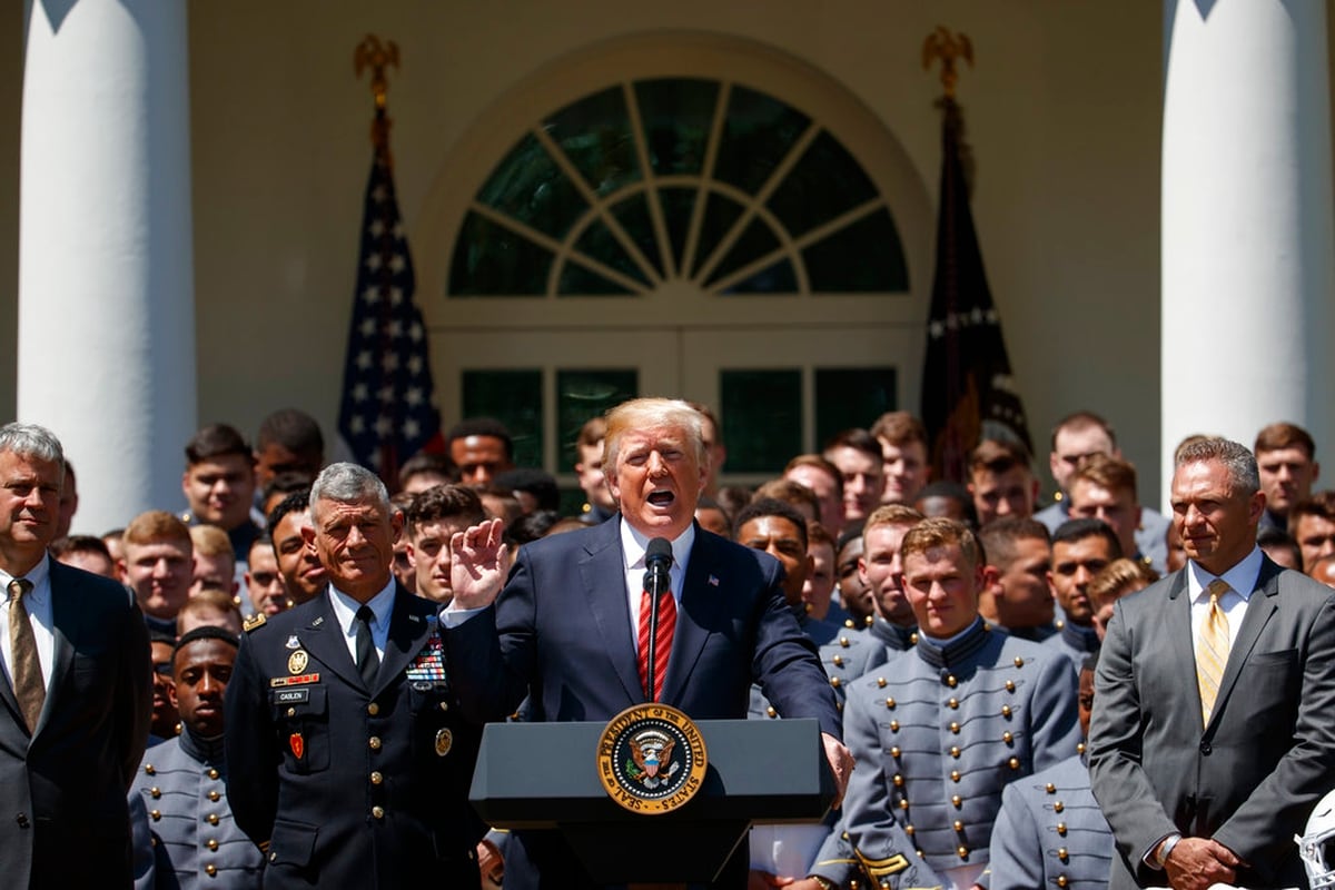 Trump honors Army’s football team with Commander-in-Chief’s Trophy