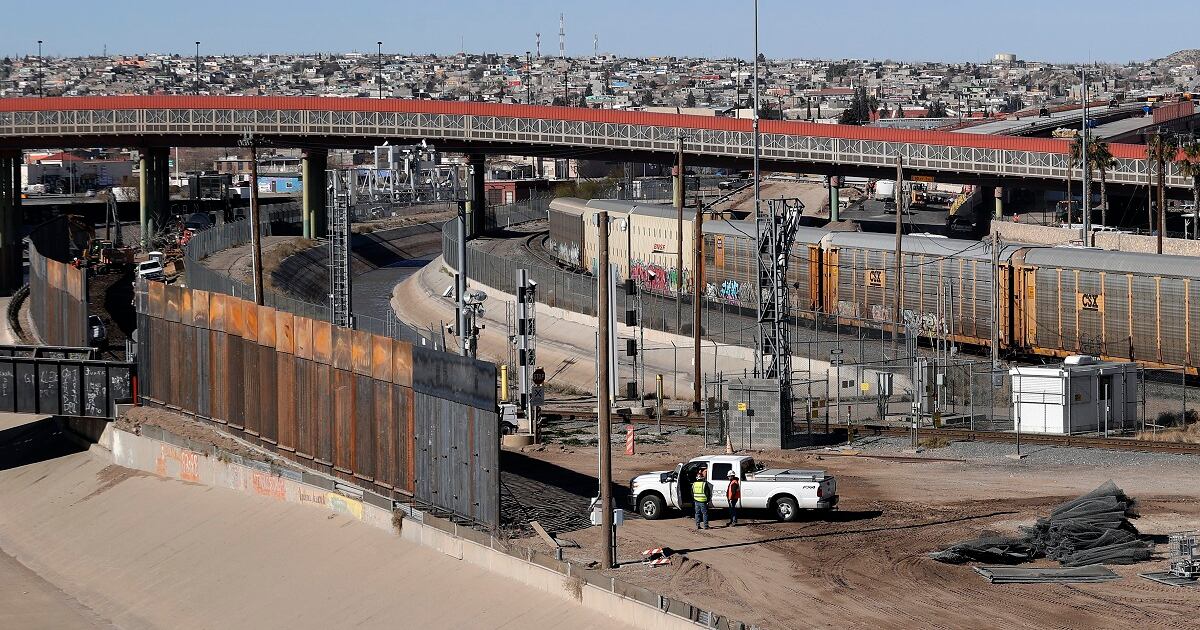 Congressional lawmakers reach deal on border wall funding