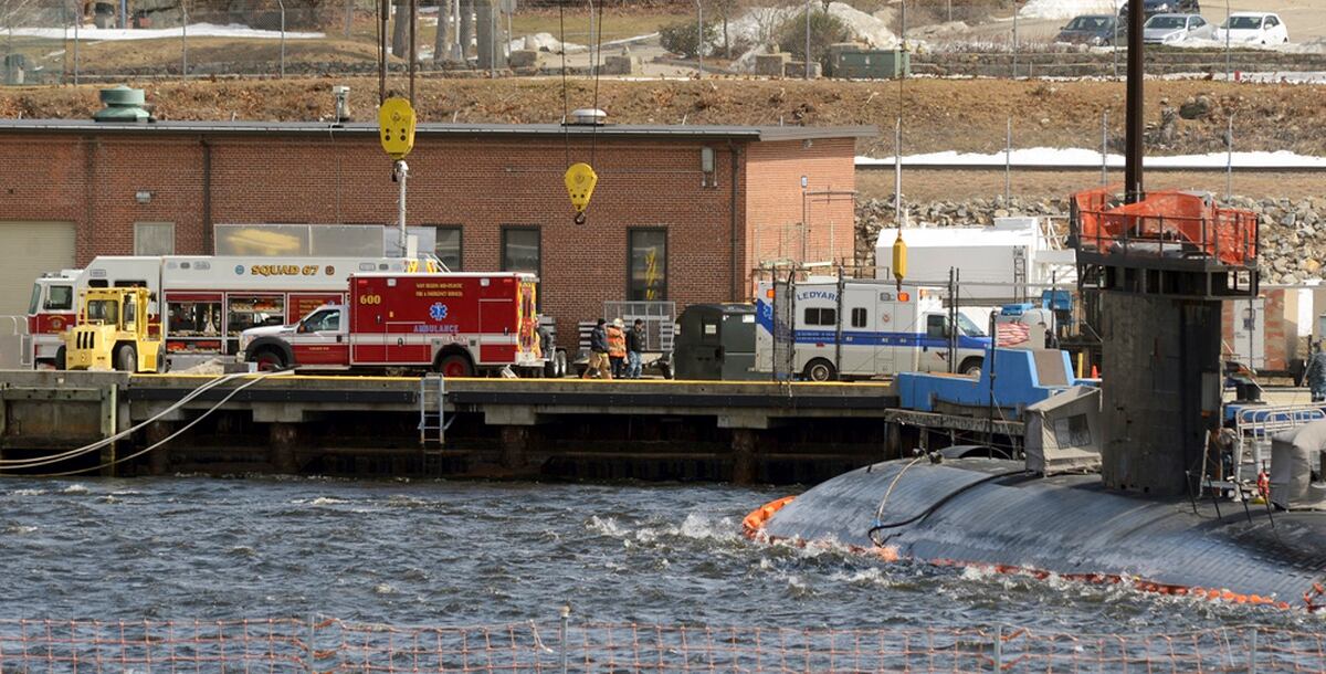 Chemical spill aboard Groton submarine sends 9 to hospital