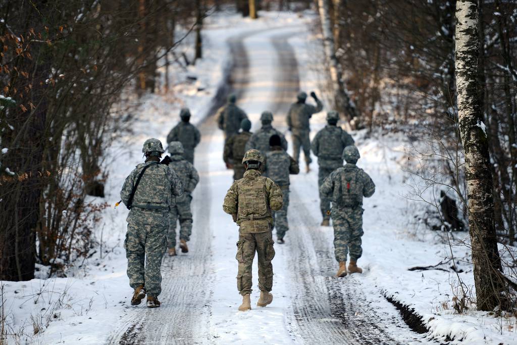 Army stops benefits for extending overseas tours