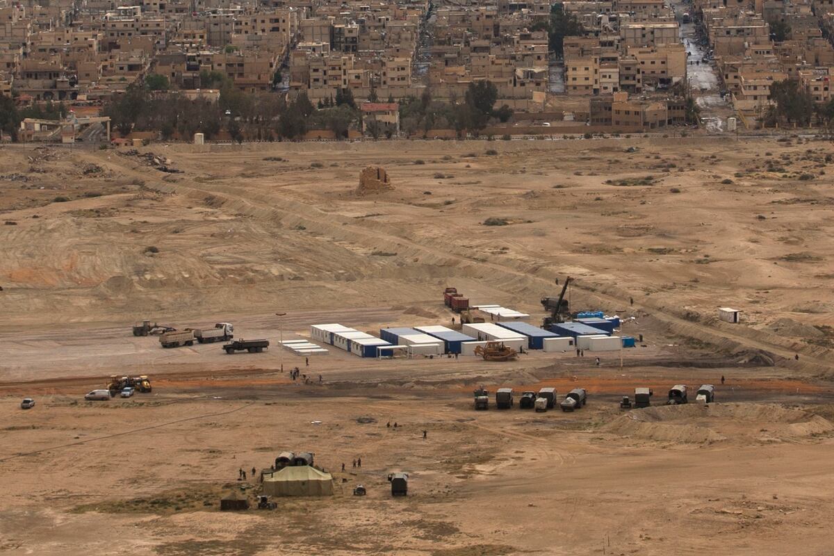 Russians building army base at Syria's Palmyra site