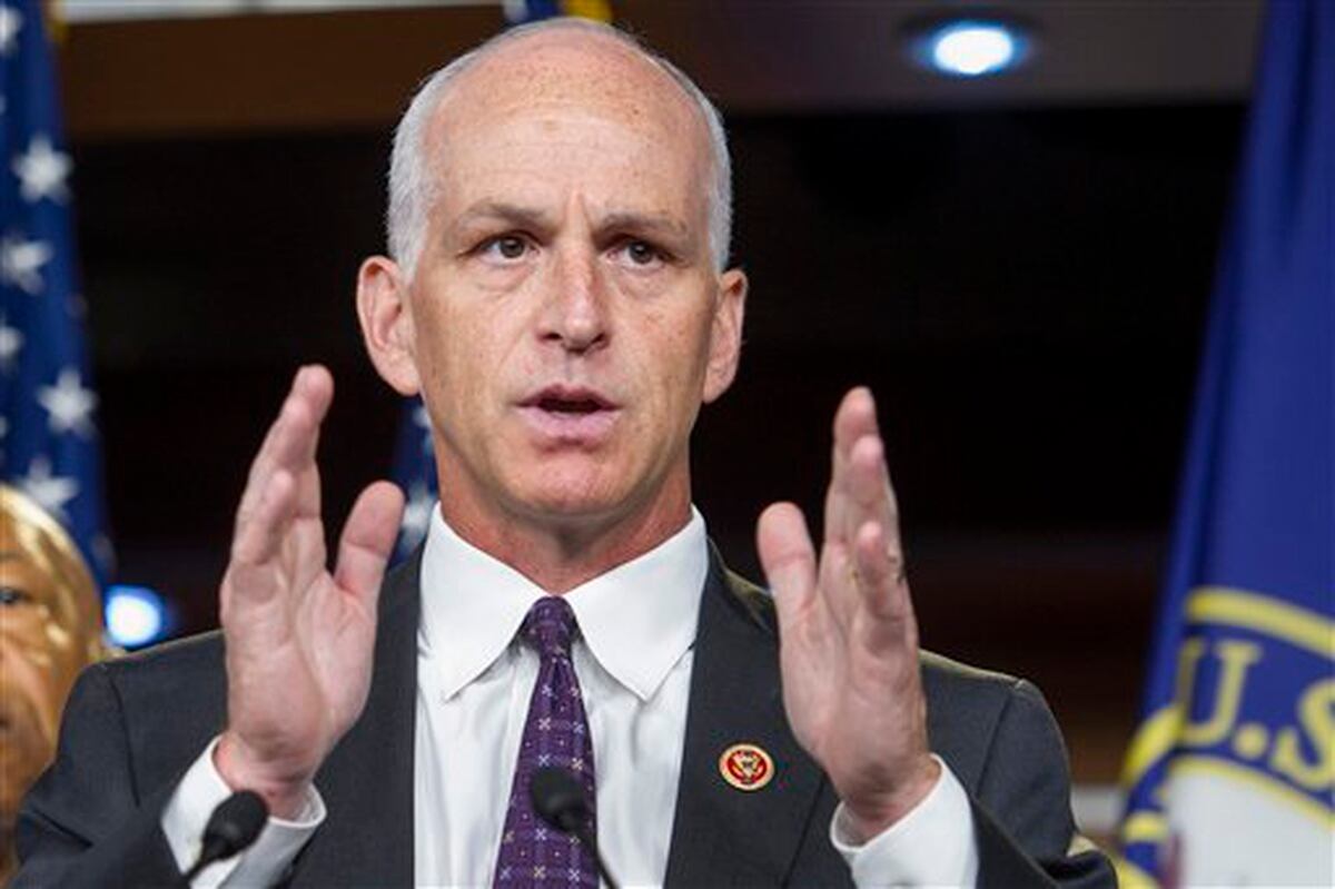 Adam Smith expects future defense budgets to dip below $716 billion