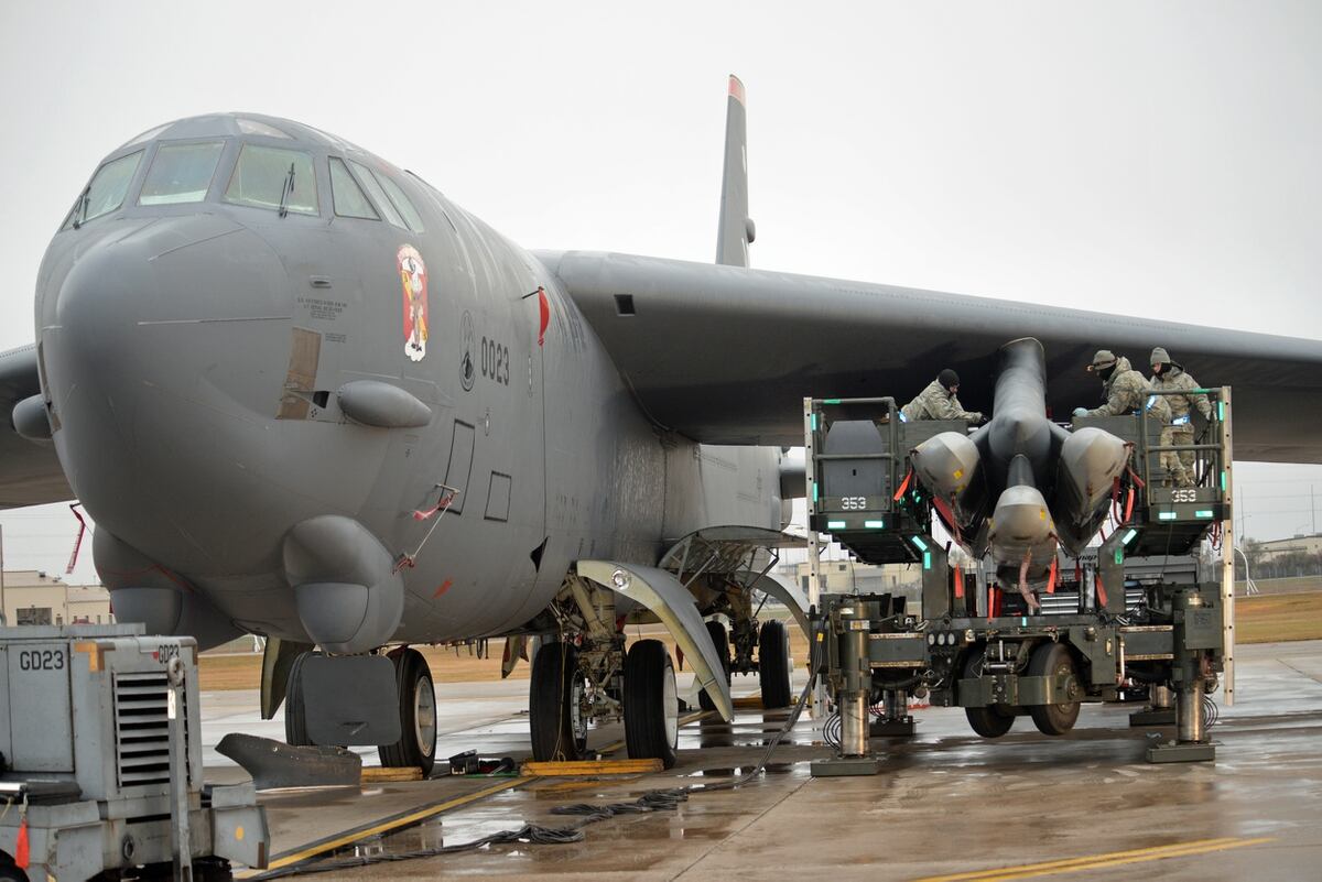 Air Force Nuclear War Game Tests Future Bomber Fleet