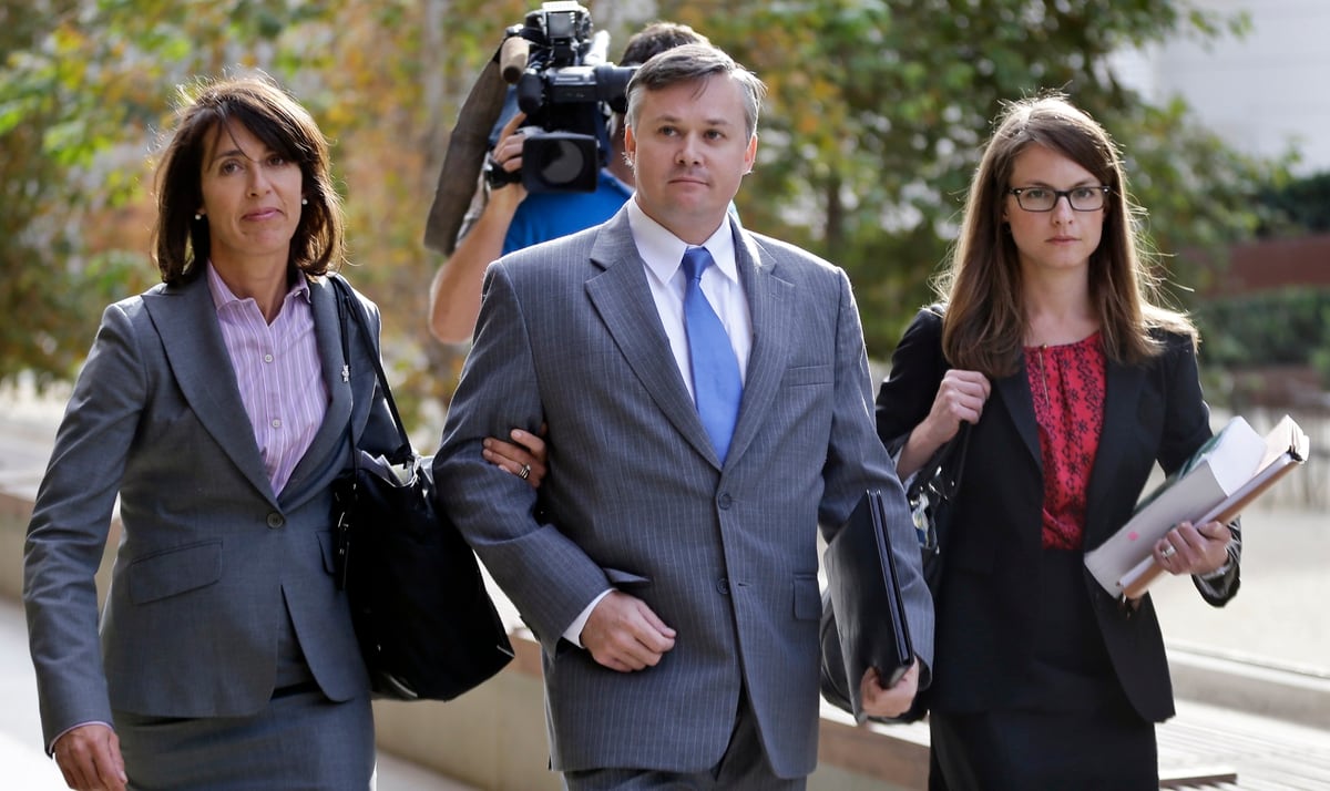 Ex Federal Investigator Sentenced To 12 Years For Bribery In Fat