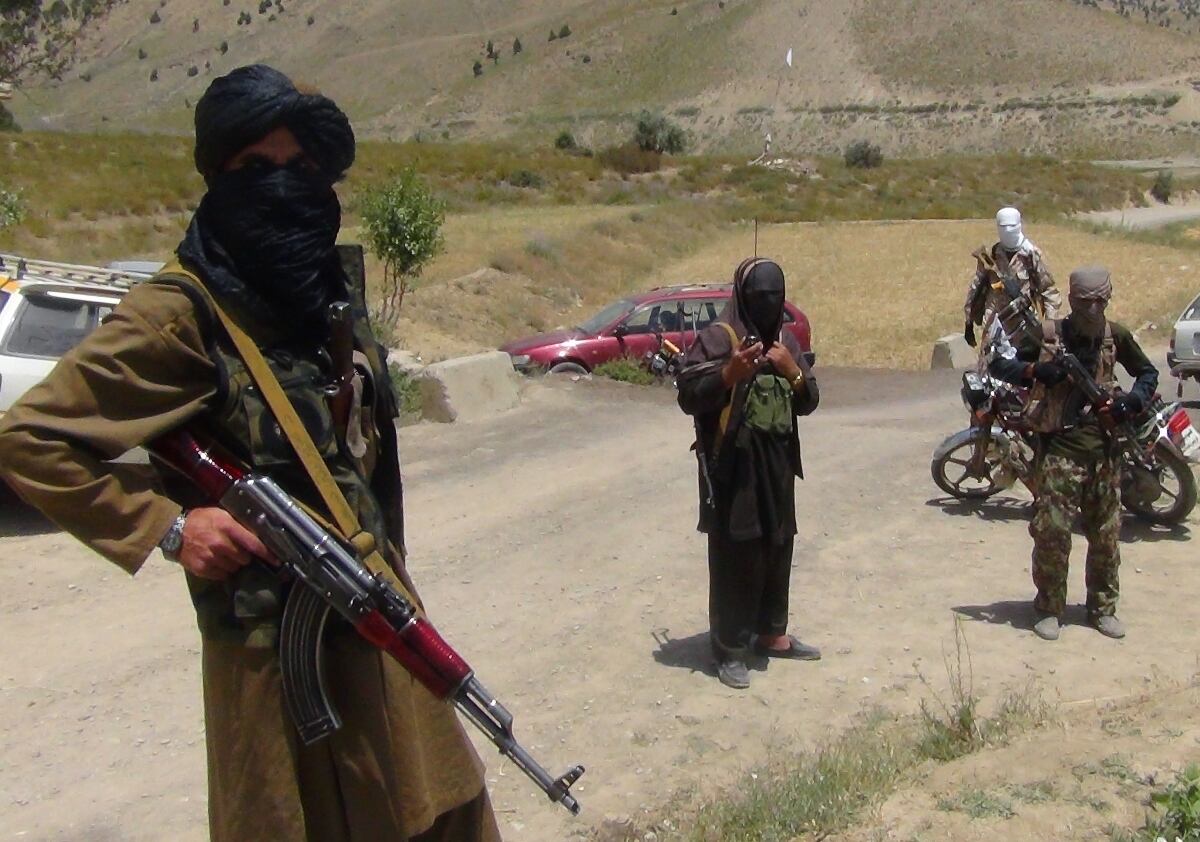 Afghan forces hold their ground as the Taliban focus on high-profile ...