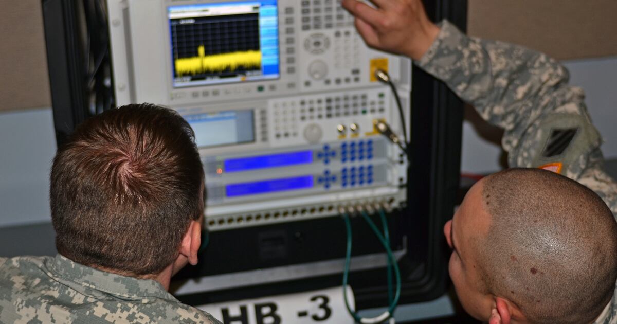 Army offers reclass bonuses in five priority MOSs