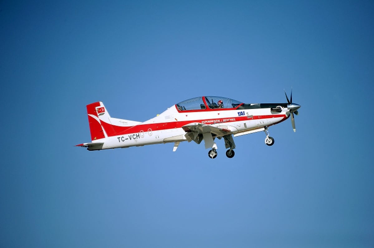 Turkish-Built Hurkus Passes EASA Test Flight