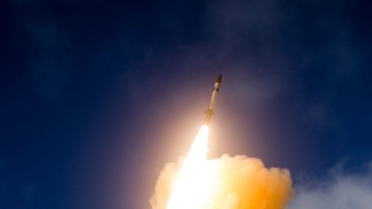 US Navy, Missile Defense Agency shoot down an intermediate-range ...