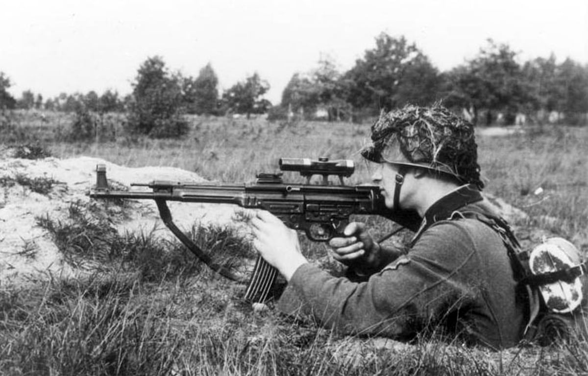 TBT: The real story behind the legendary Stg-44 Sturmgewehr rifle