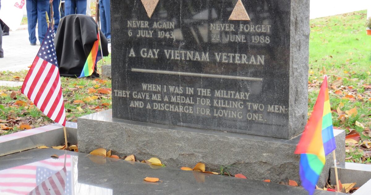 On Veterans Day Lgbt Troops Honor Two Of Their Own