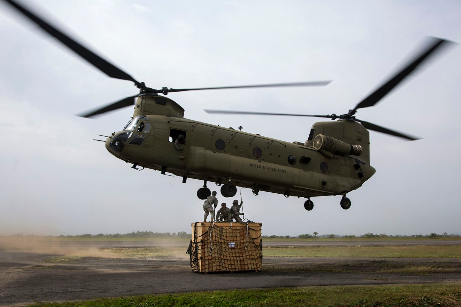 Army Helicopters Chinook