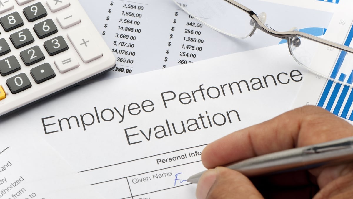 OPM expands flexibility for senior feds’ performance reviews