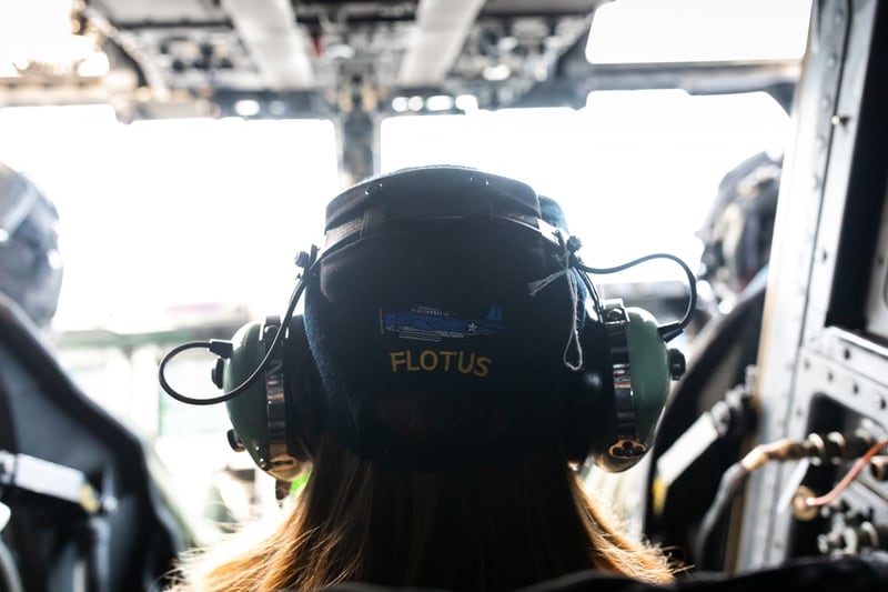 Melania Trump makes first lady history with ride in Osprey aircraft