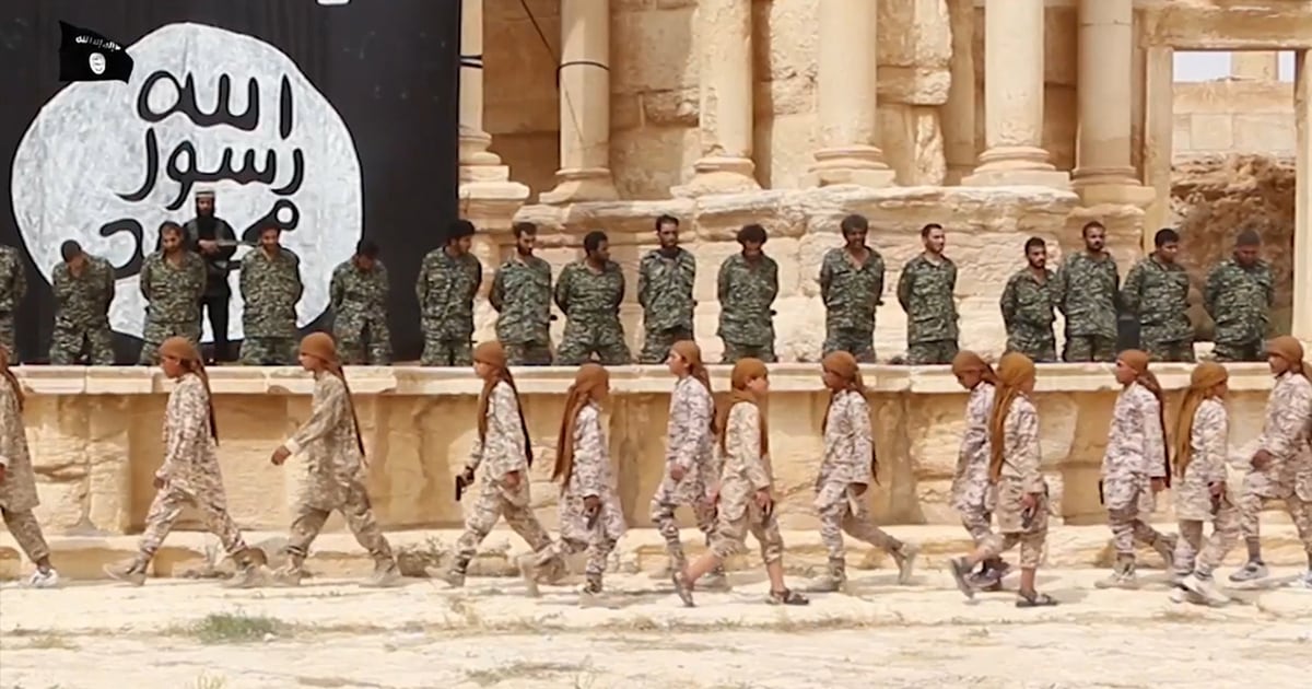 ISIS video shows mass execution in Syria archaeological site