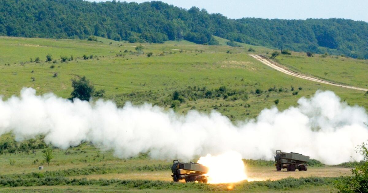 Poland switches gears to speed up Lockheed-made rocket launcher buy