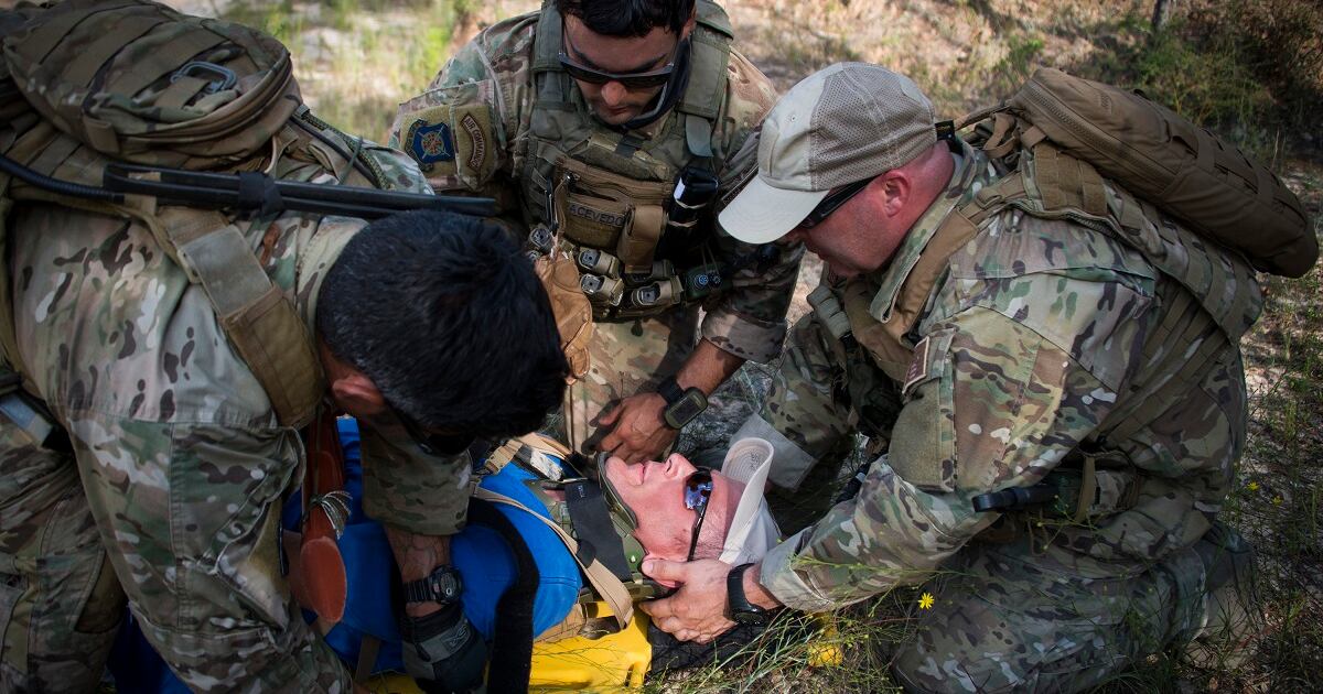 Air Force unveils new berets for combat advisers