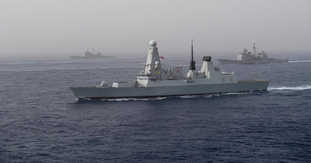 London sending warship to the Persian Gulf