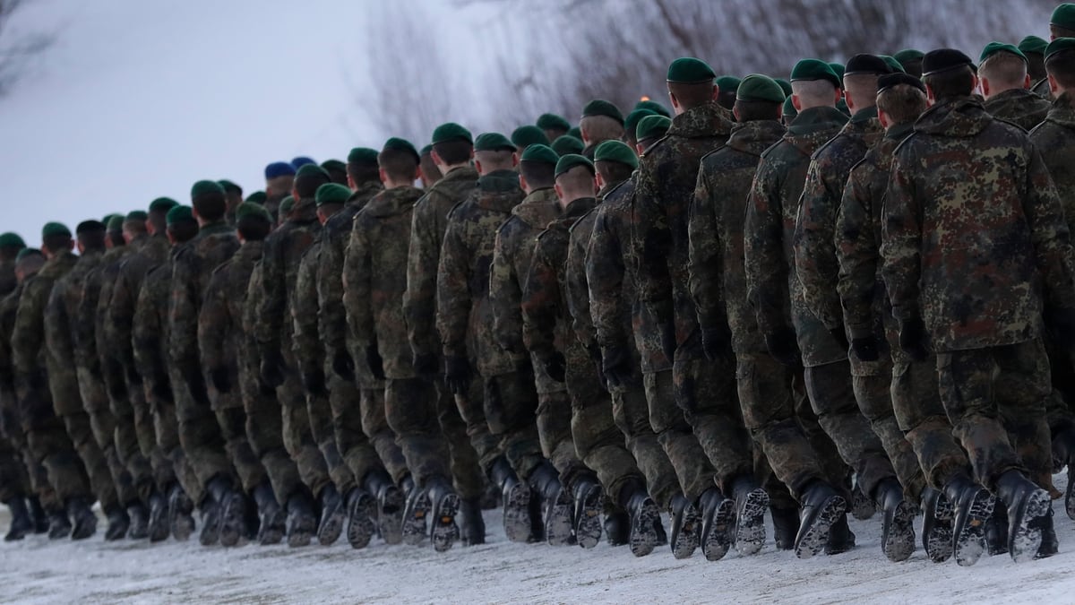 NATO boosts its Baltic presence, new troops start to arrive