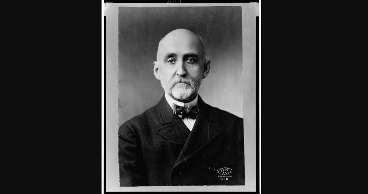 Alfred Thayer Mahan and his vain quest to keep ships straight