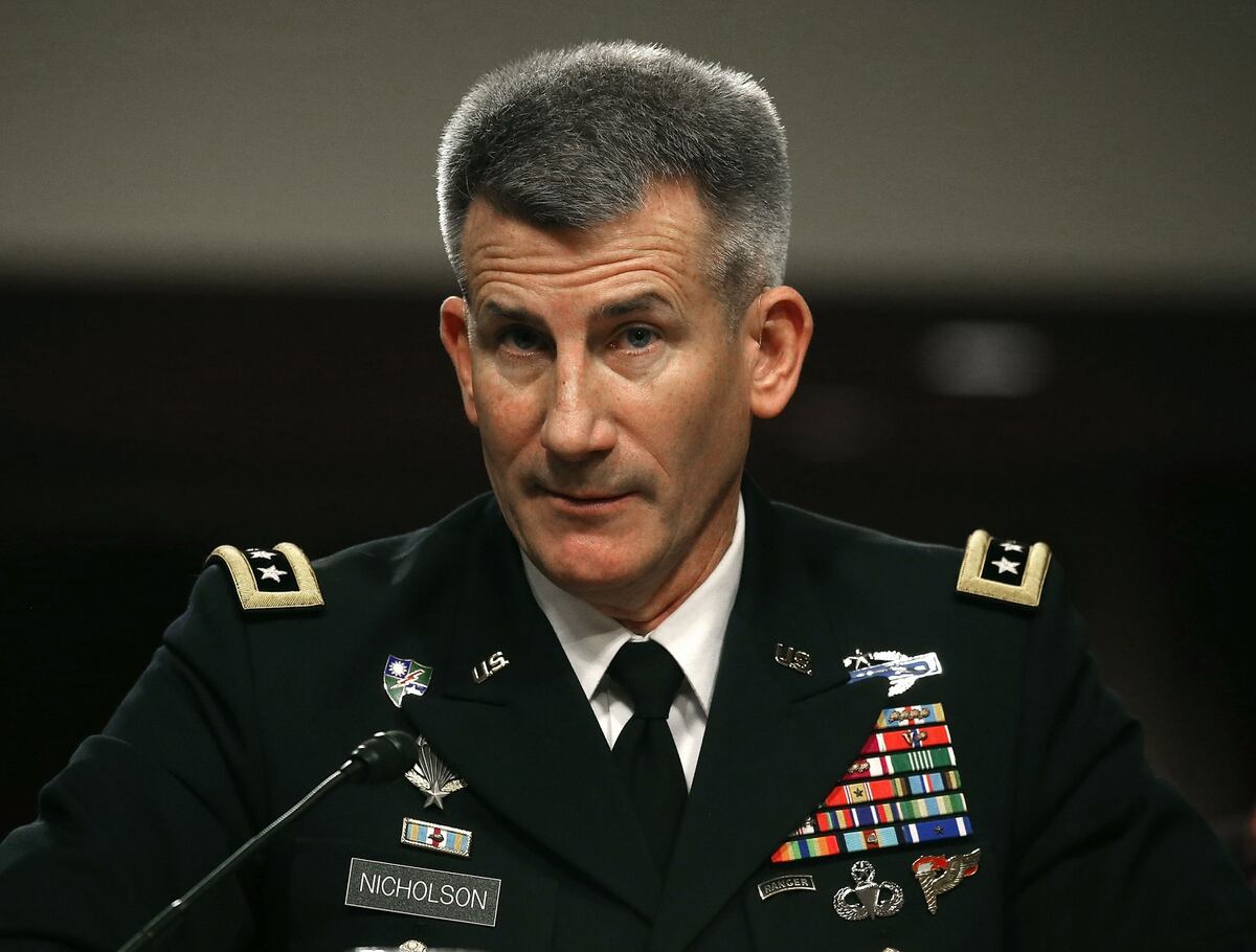 New U.S. commander for Afghanistan faces old political fights