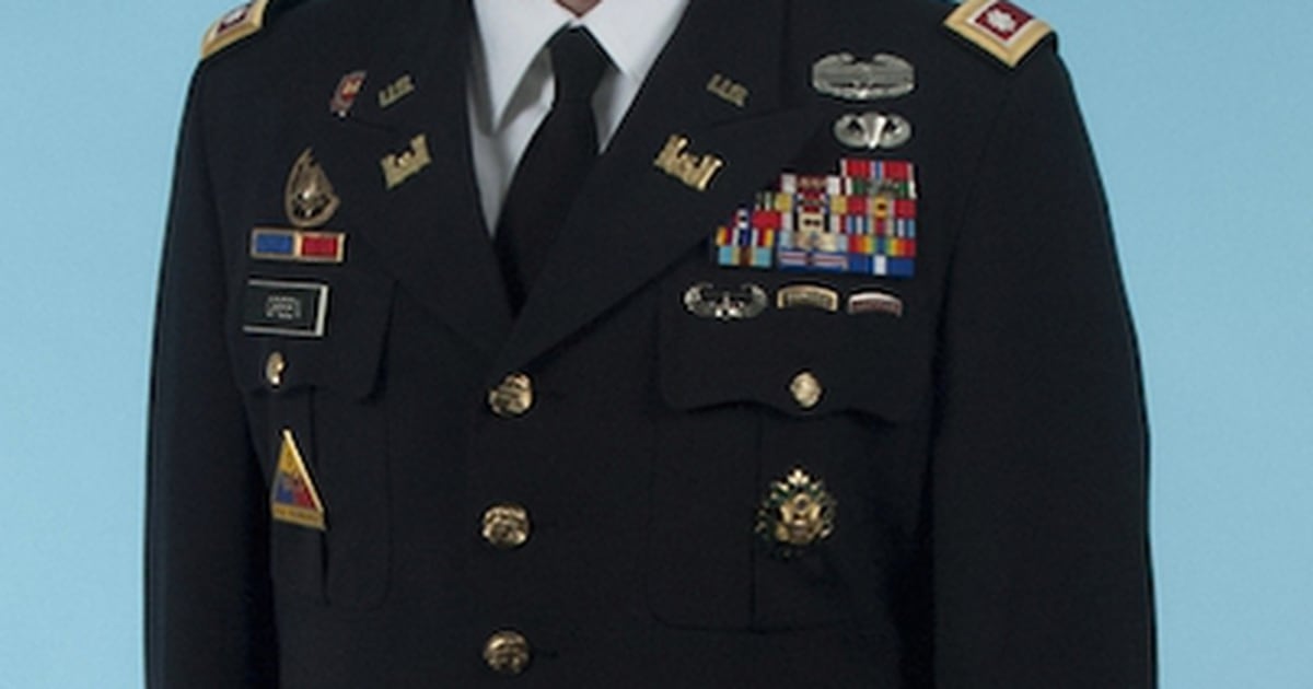 Update: Ex-Warrior Training Center boss wore unearned Ranger, Sapper tabs