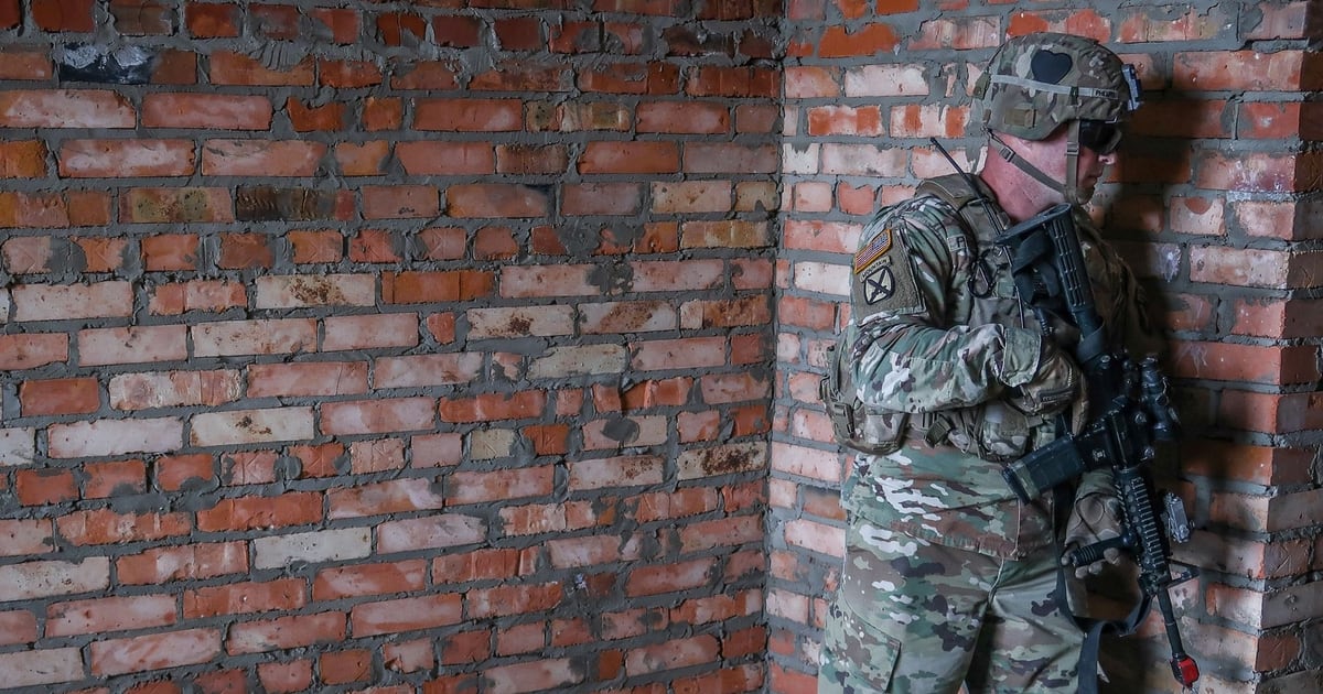 This device could help soldiers see through walls in the urban fight