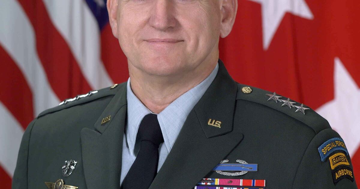 Retired 3-star demands apology to Fort Riley soldiers for prayer ...