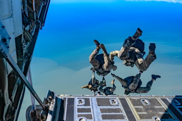 Frontline Photos – Daily military images | Army Times