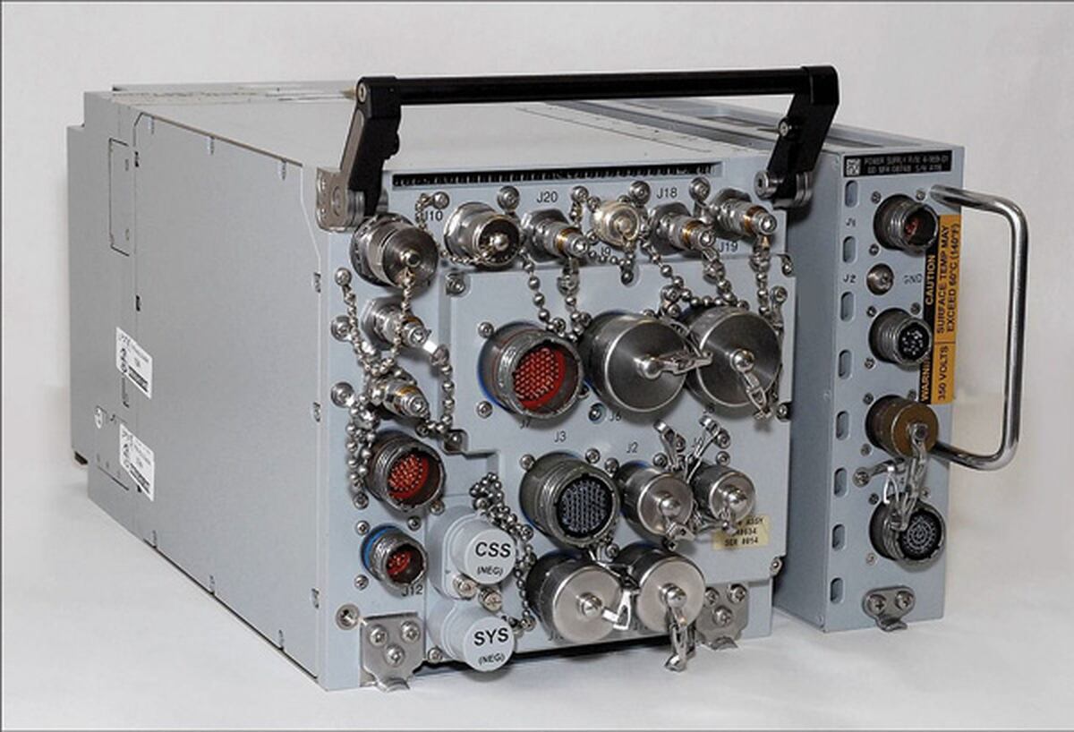 SPAWAR awards $51.8M MIDS JTRS radio contract