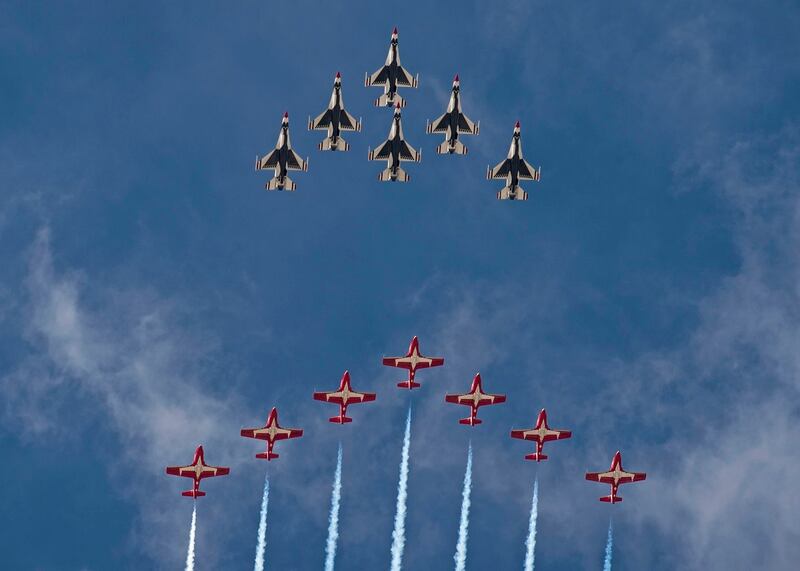 Canadian Forces Snowbird acrobatic jet crashes before US air show ...