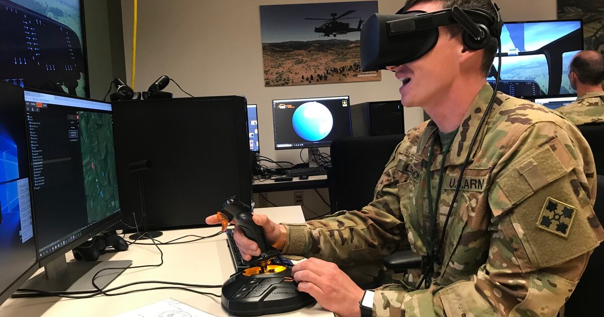 Army awards key contracts to build virtual trainers