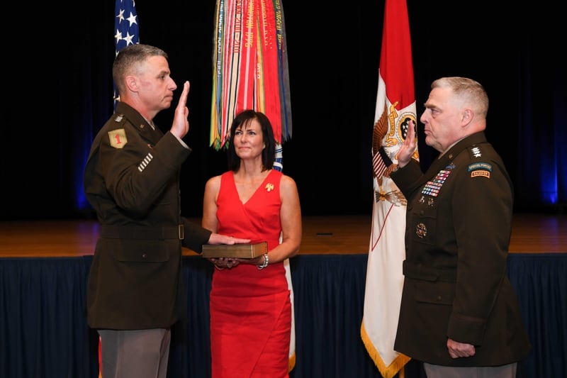 New Army vice chief of staff is sworn in