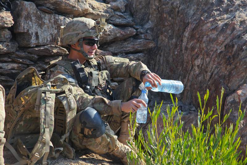 Soldiers’ bottled water consumption is unsustainable in the next war ...