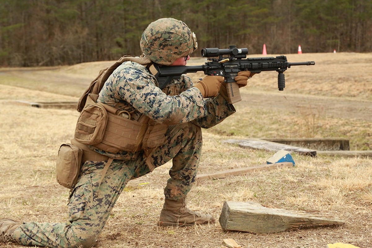 trijicon-vcog-1-8x28-selected-as-usmc-squad-common-optic