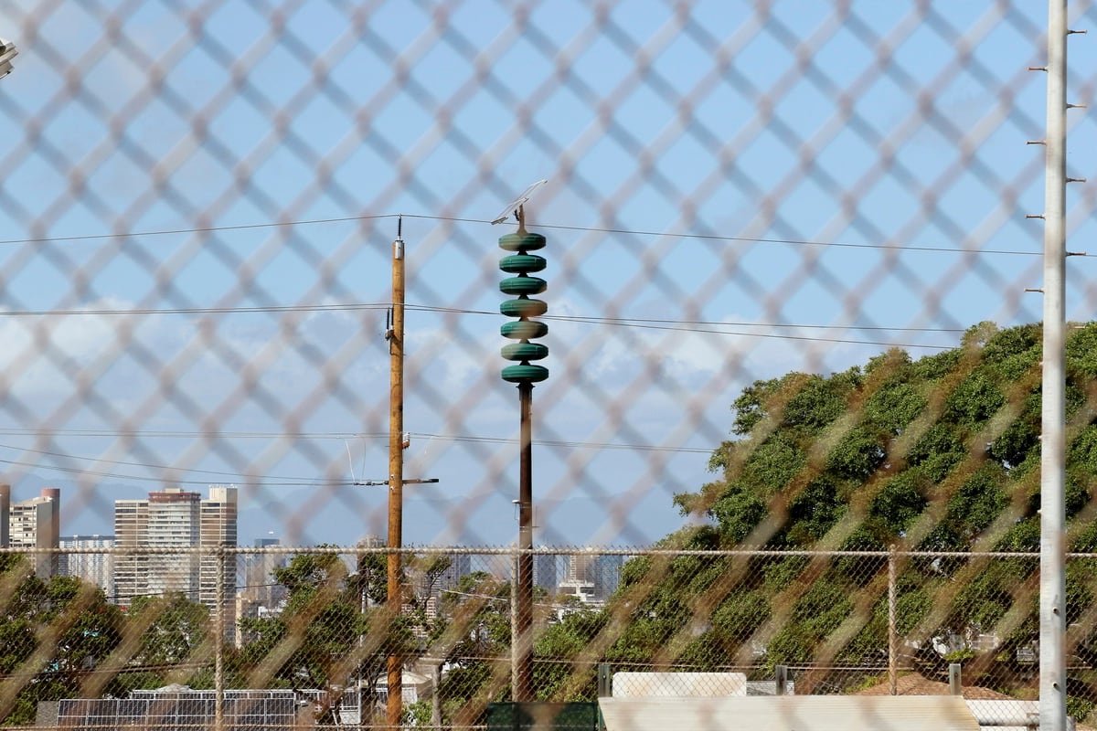 Ballistic missile alert in Hawaii was false alarm, officials say