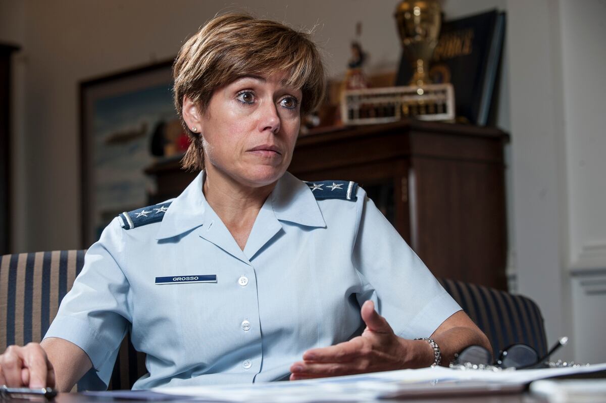 Personnel chief Lt. Gen. Cox to head 18th Air Force