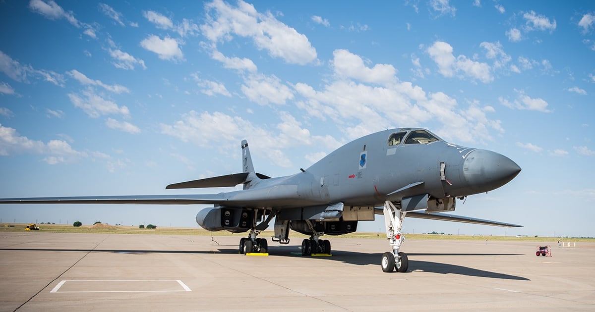 B-1 bomber fleet grounding ends