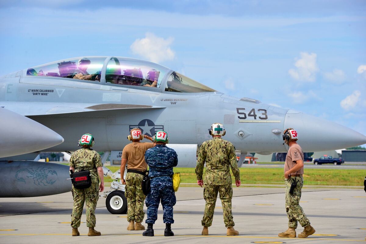 Raytheon tests Navy's Next Generation Jammer