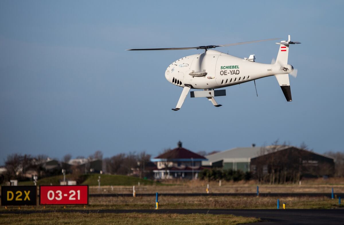 Schiebel Camcopter S-100 demos sense-and-avoid tech