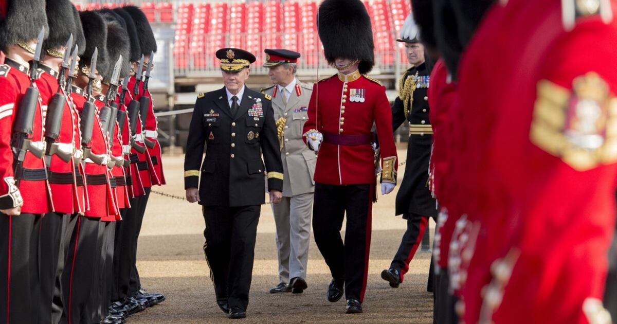 Former Joint Chiefs chairman named honorary knight